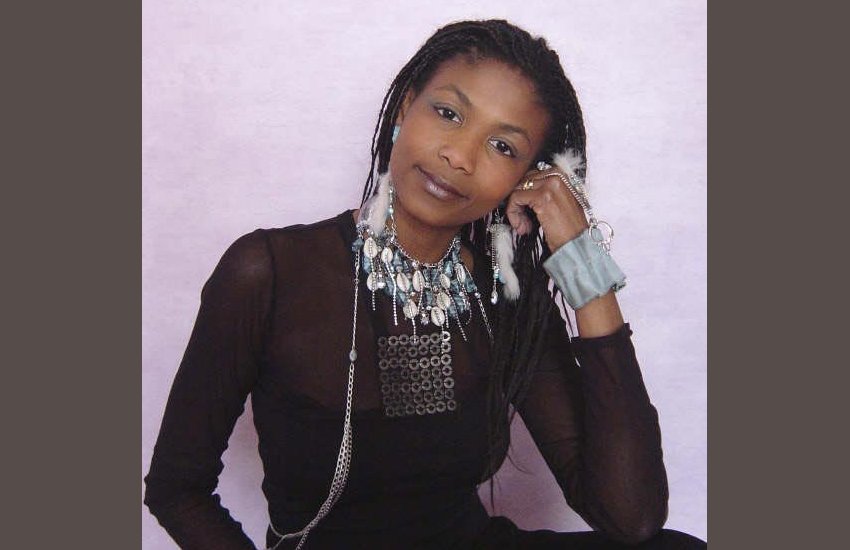 Ngone expose à Regards sur cours - Au Sénégal, le cœur du Sénégal