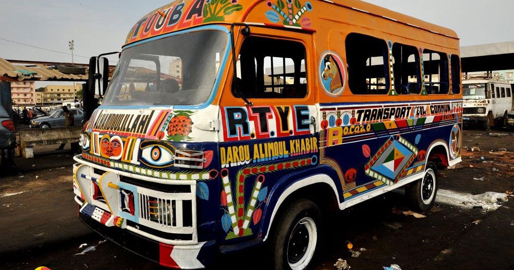 Prendre les transports en commun - Au Sénégal, le cœur du Sénégal