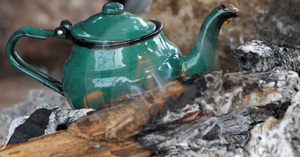 Ataya : le thé à la menthe à la sénégalaise - Au Sénégal, le cœur du ...