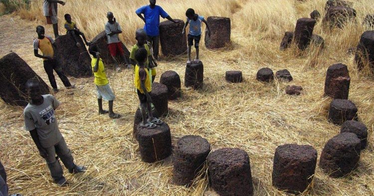 Les cercles mégalithiques - Au Sénégal, le cœur du Sénégal